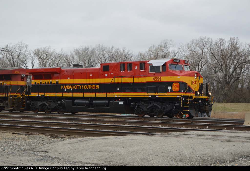 KCS 4591 former grey unit at knoche yard